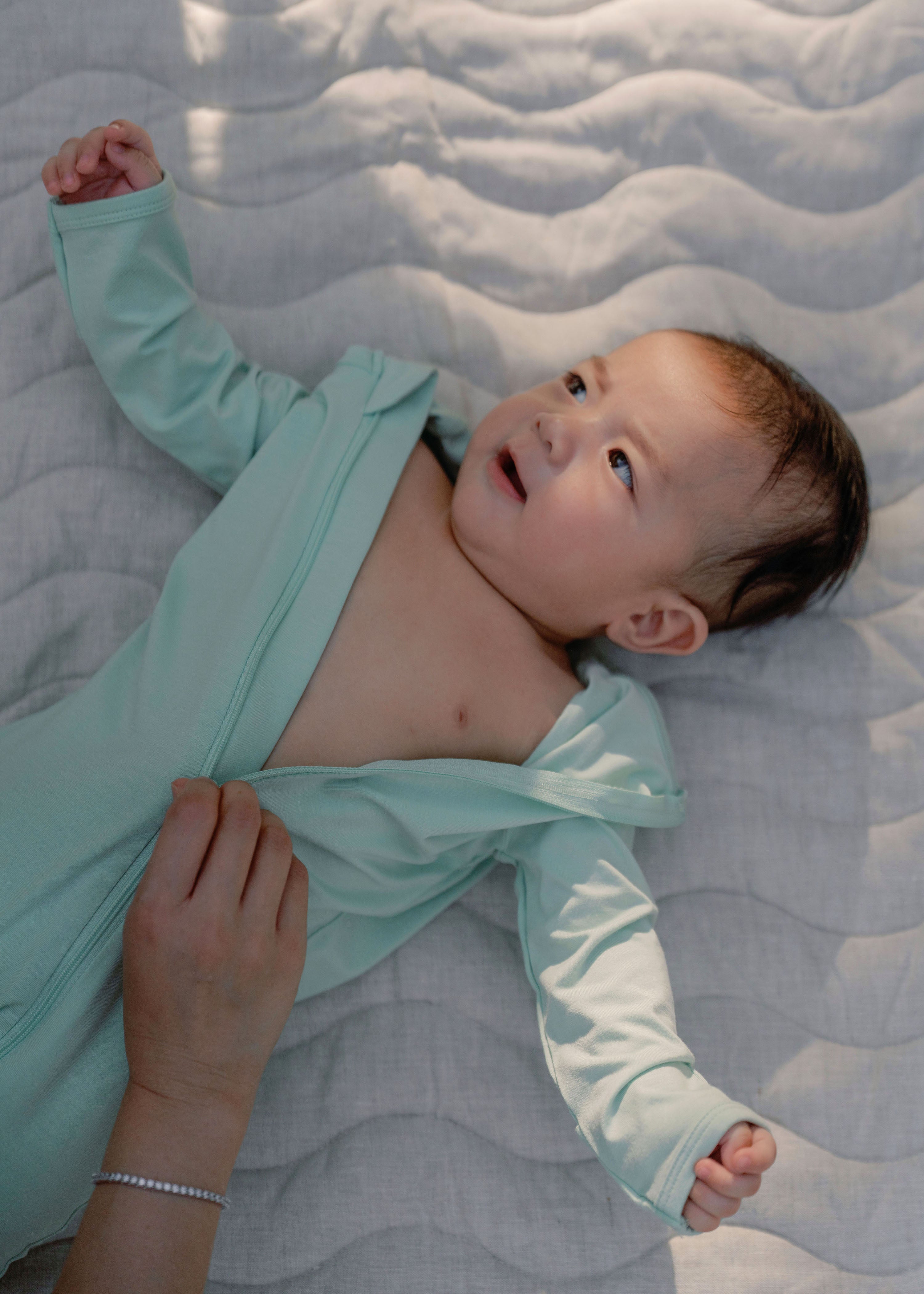 How Bamboo Baby Clothes Help Prevent Rashes – These Tiny Things